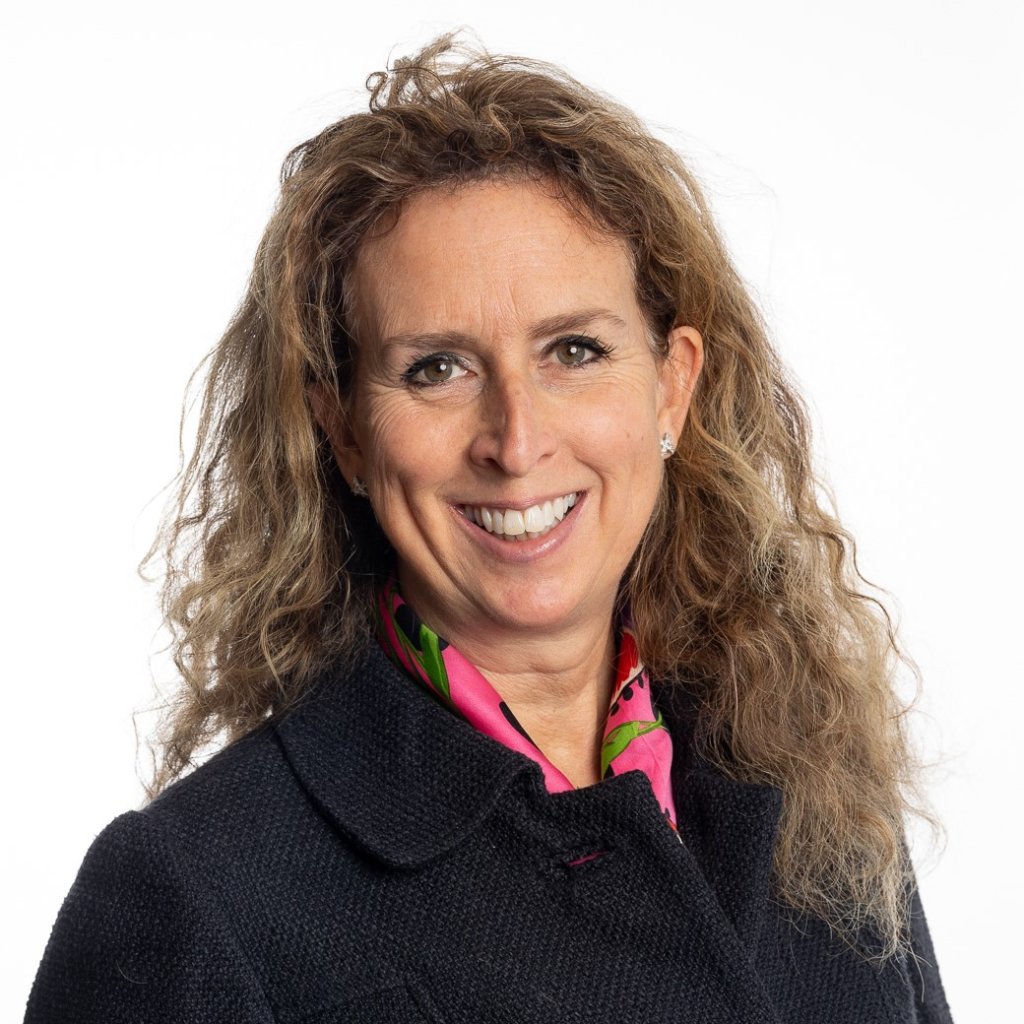 Victoria MilesVictoria Miles 2024 Speaker - AFSIC 2025 - Investing in ...